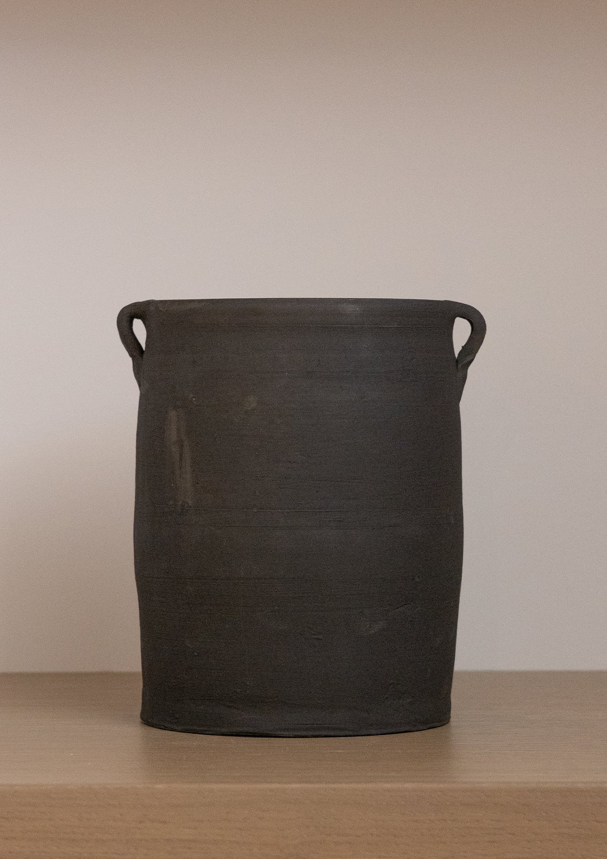 Felix Clay Pot